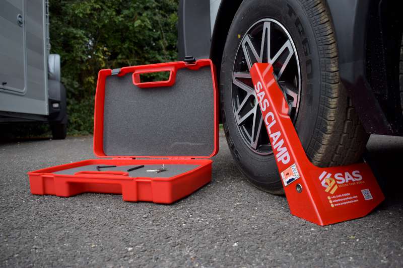 Supaclamp Duo Silver Wheel Clamp: Ultimate Trailer Security - SAS ...